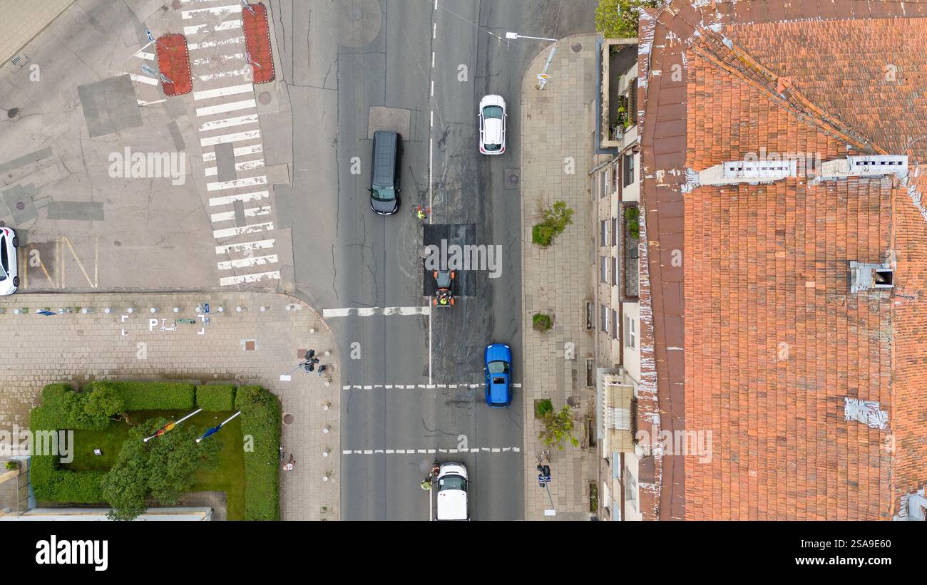 Aerial view construction vehicles workers hi-res stock photography and ...