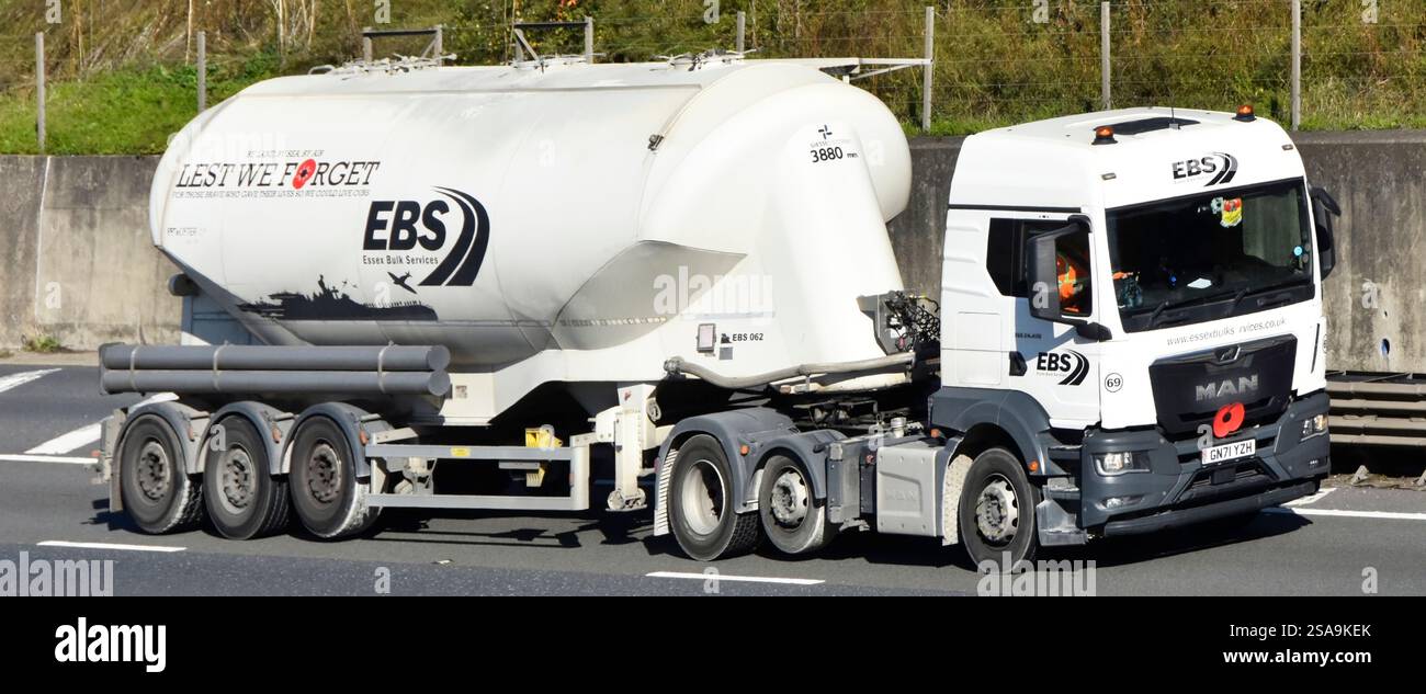 Lest we forget slogan hi-res stock photography and images - Alamy