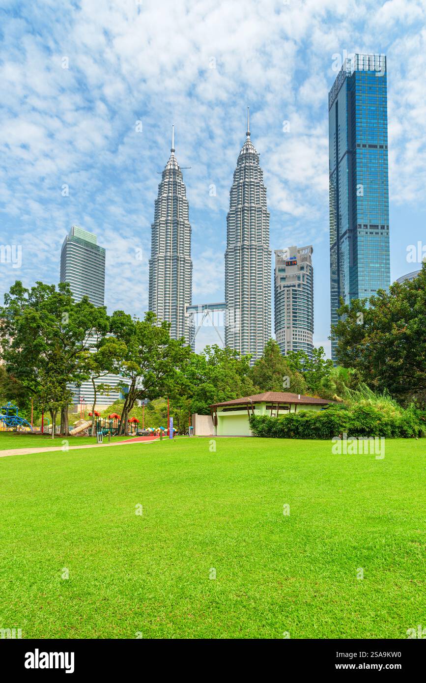 Awesome view of the KLCC Park and Petronas Twin Towers Stock Photo - Alamy