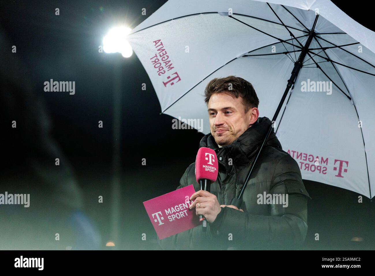 Cedric Pick (Moderator Magenta Sport) 3. Liga: Borussia Dortmund II ...