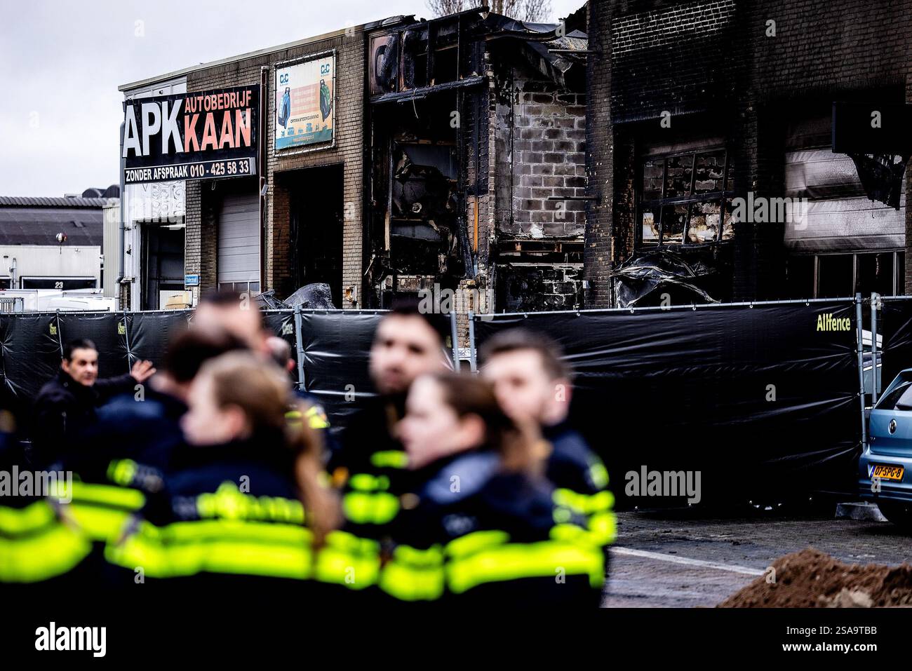 ROTTERDAM - Damage is extensive after a large fire at a car company in ...