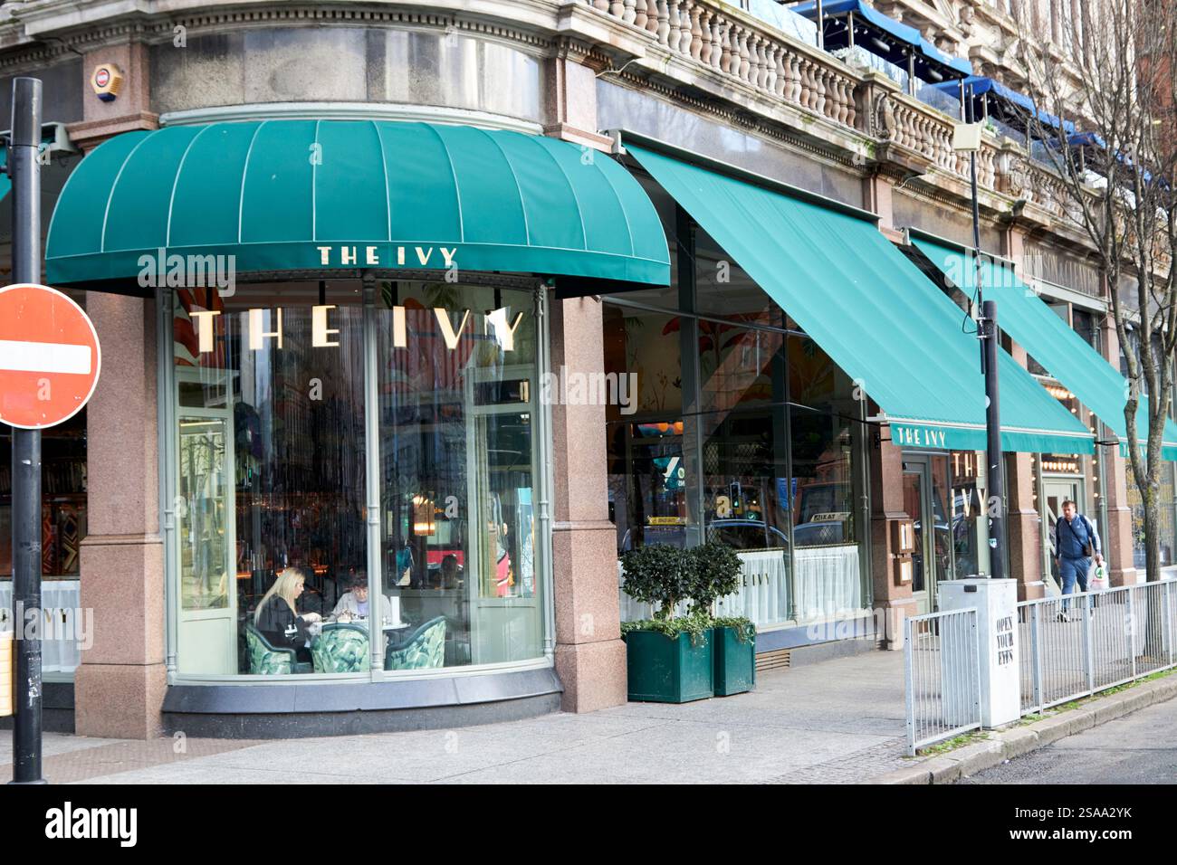 the ivy restaurant belfast, northern ireland, uk Stock Photo - Alamy