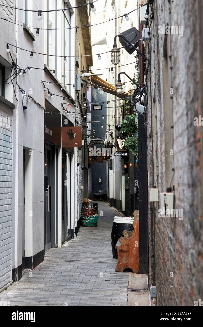 joys entry part of the historic area of belfast entries belfast ...