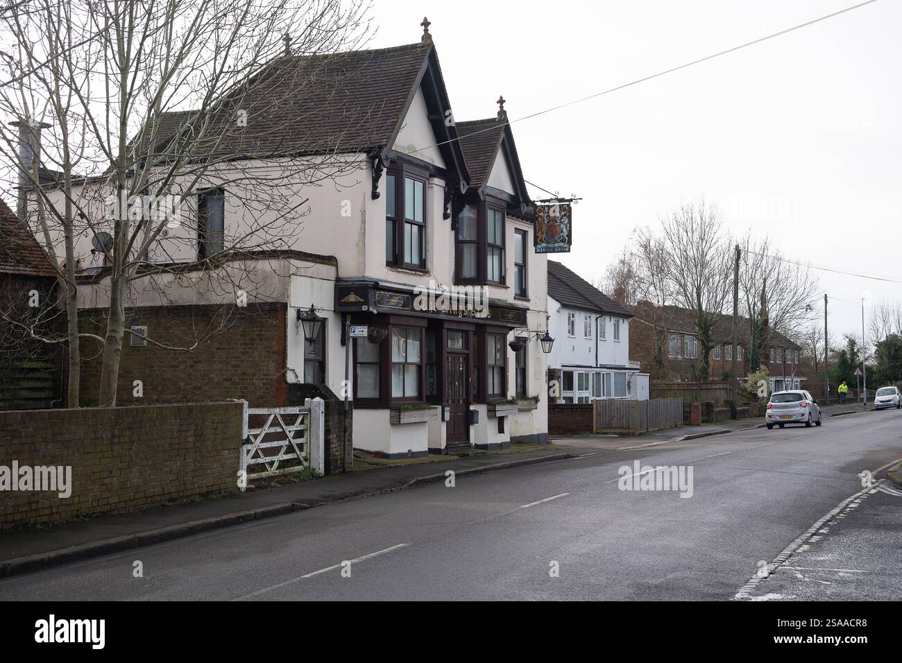 Longford, UK. 29th January, 2025. The Kings Arms pub in Longford ...