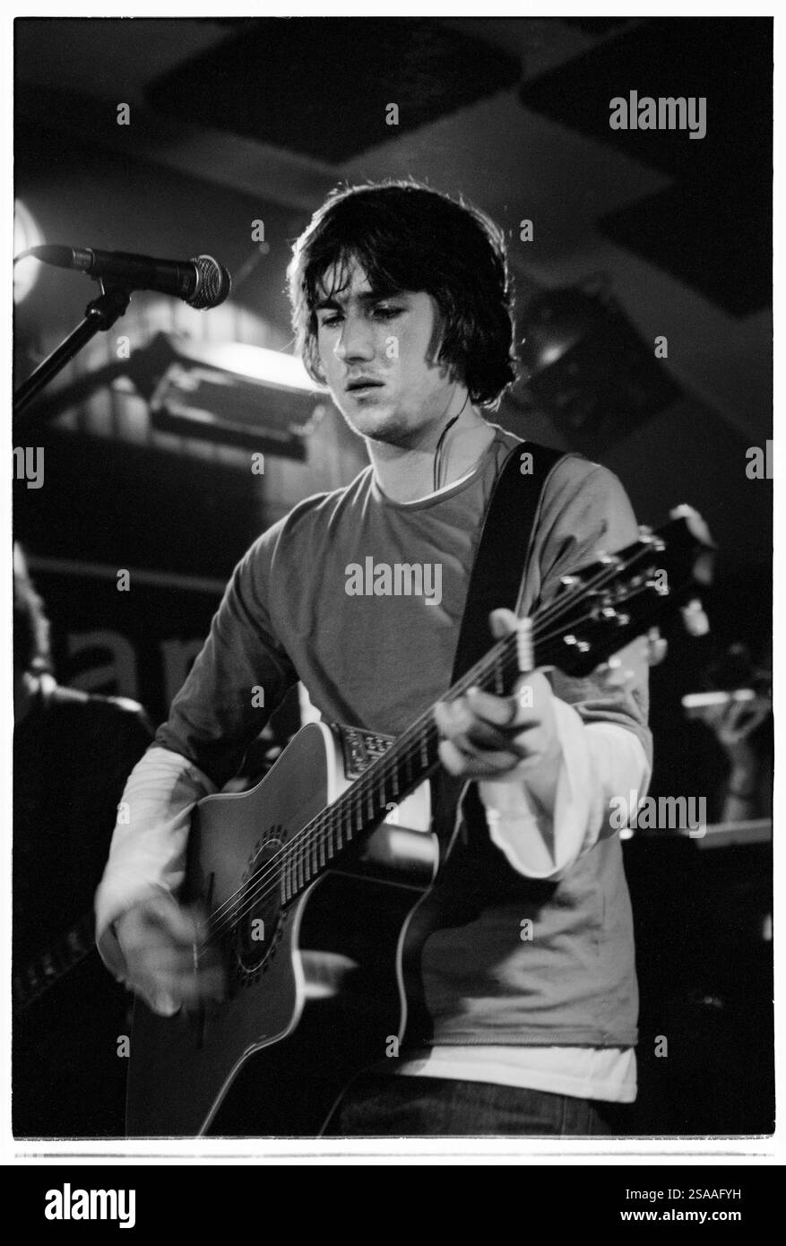 MATTHEW JAY, CONCERT, 2001: British singer Matthew Jay (1978-2001 ...