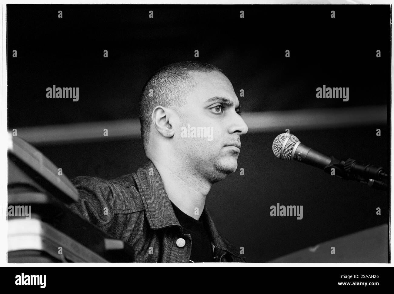 Concert albums Black and White Stock Photos & Images - Alamy