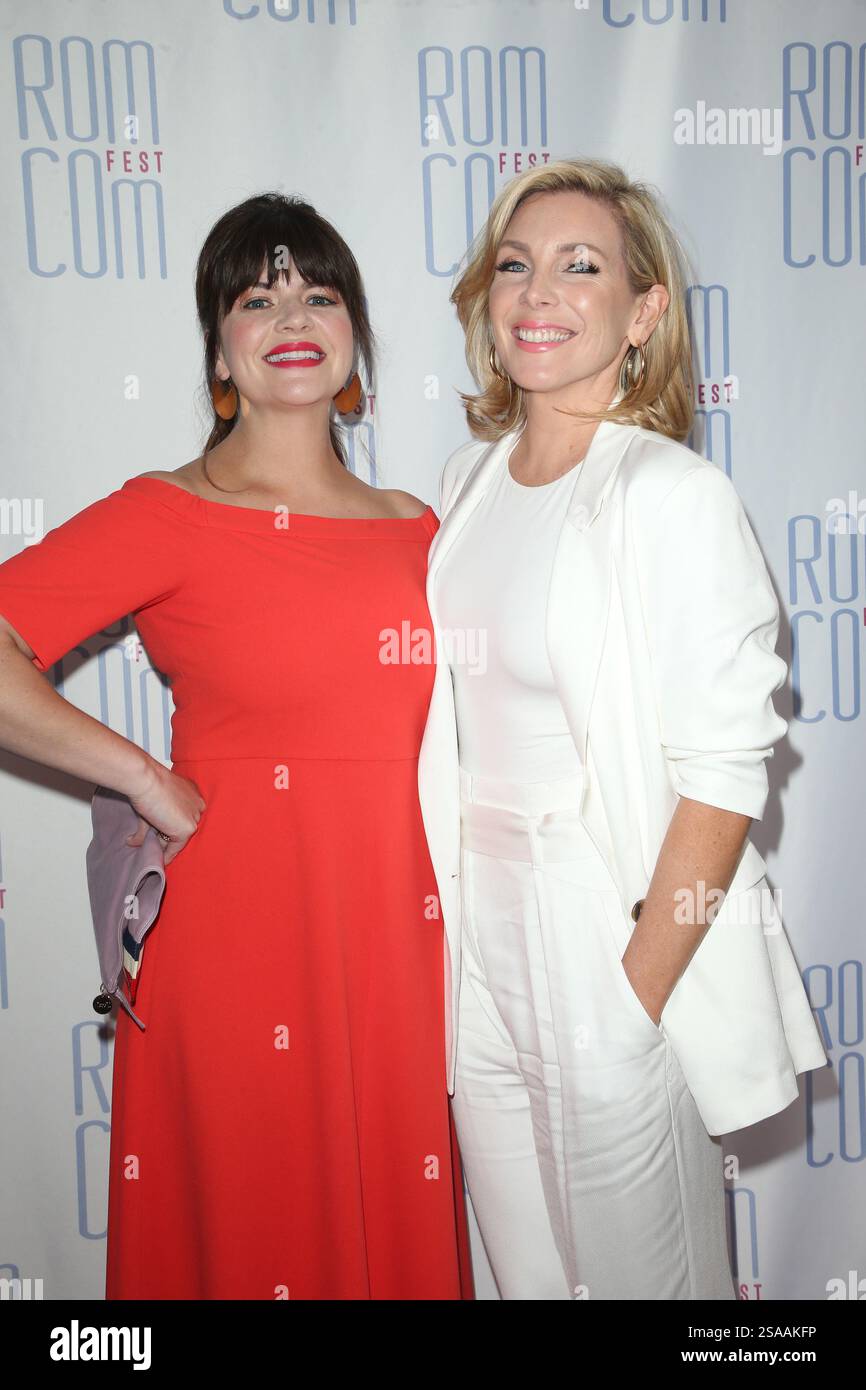 Casey Wilson and June Diane Raphael at the 'Bride Wars' film screening ...