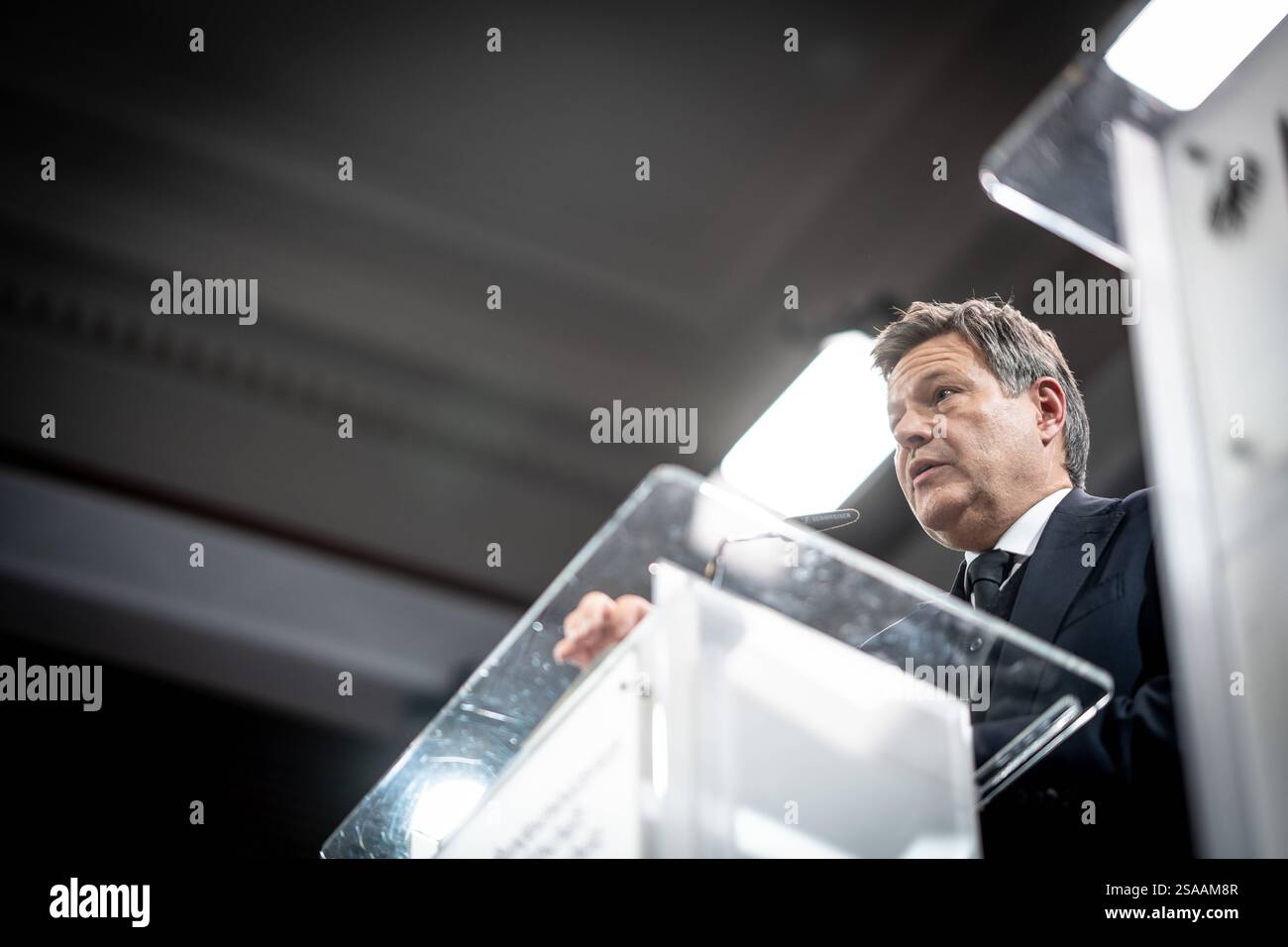 Vorstellung Jahreswirtschaftsbericht 2025 durch Robert Habeck, Bundesminister für Wirtschaft und ...