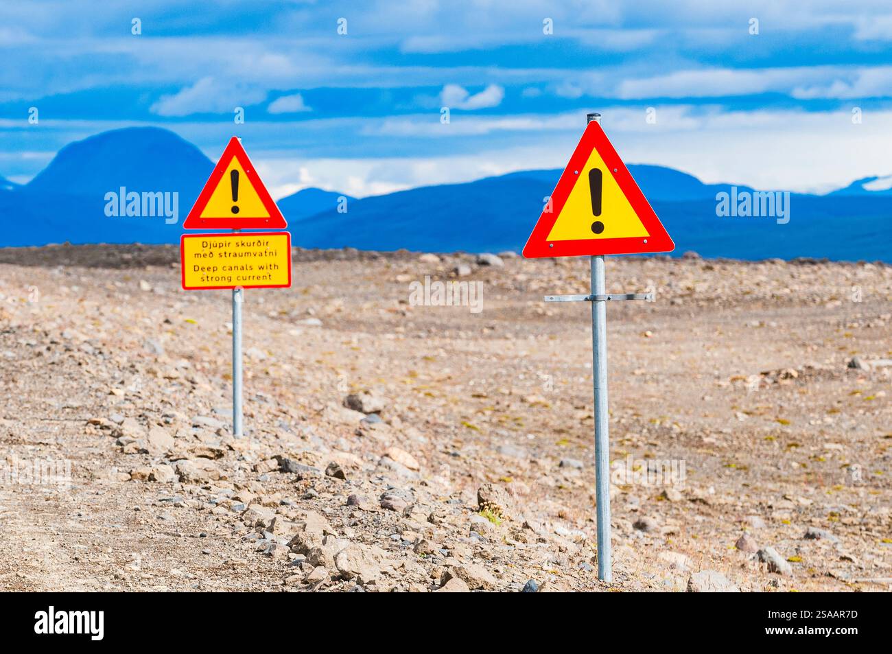 Caution and awareness signs hi-res stock photography and images - Alamy