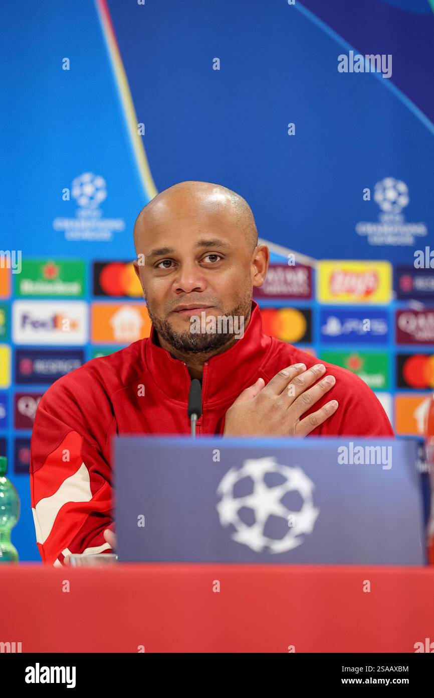 Vincent Kompany (FC Bayern Muenchen, Cheftrainer), GER, Internationale Pressekonferenz, FC ...