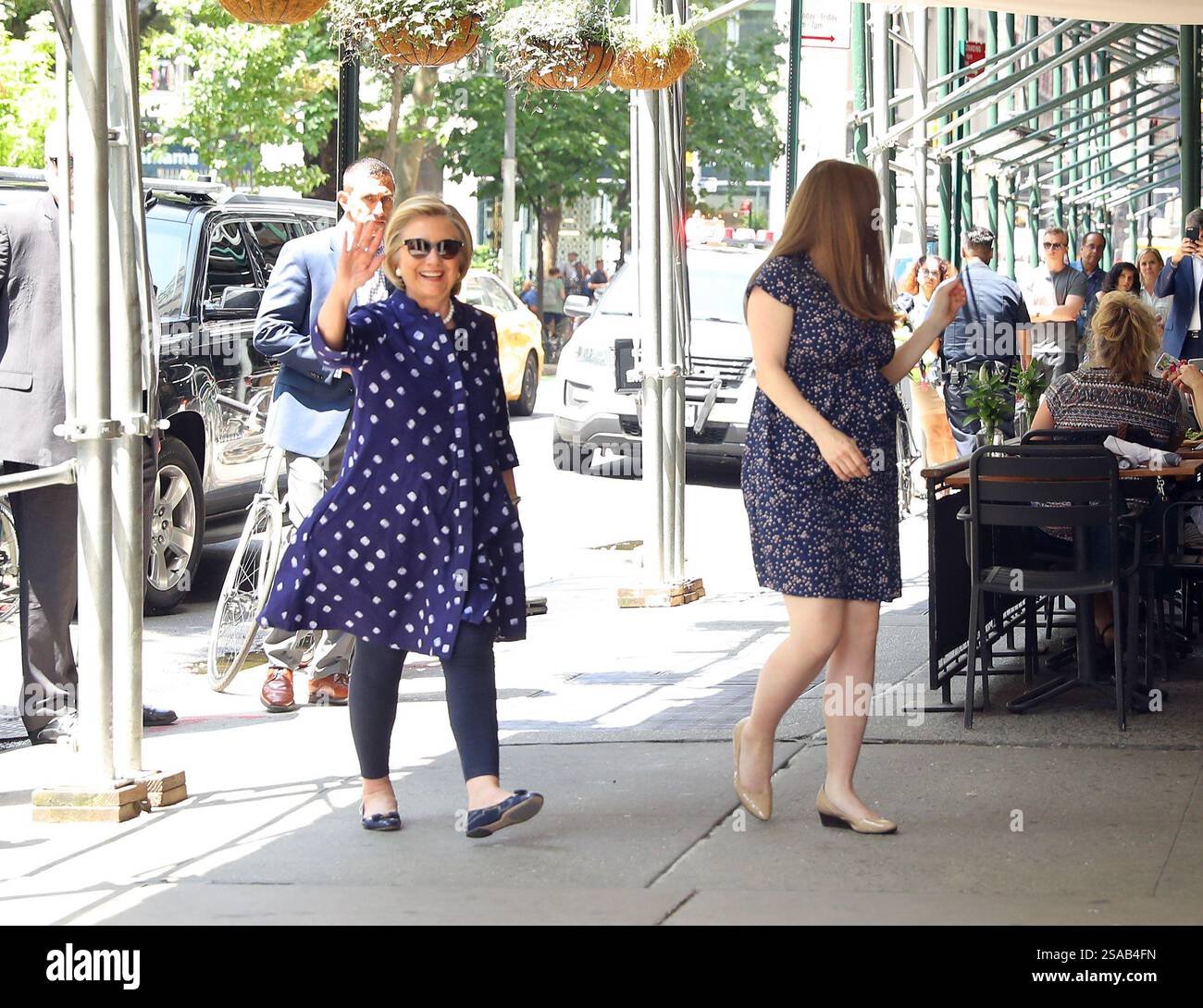 Hillary Clinton, Chelsea Clinton, with new born baby, Jasper Mezvinsky ...