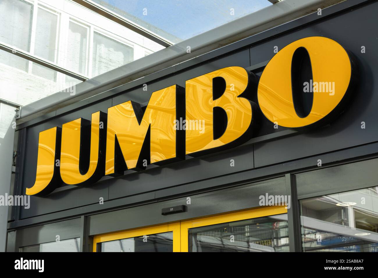 Jumbo brand hi-res stock photography and images - Alamy