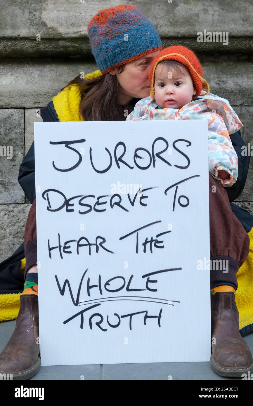 London, UK. 29th January, 2025. Supporters of the 'Lord Walney 16 ...