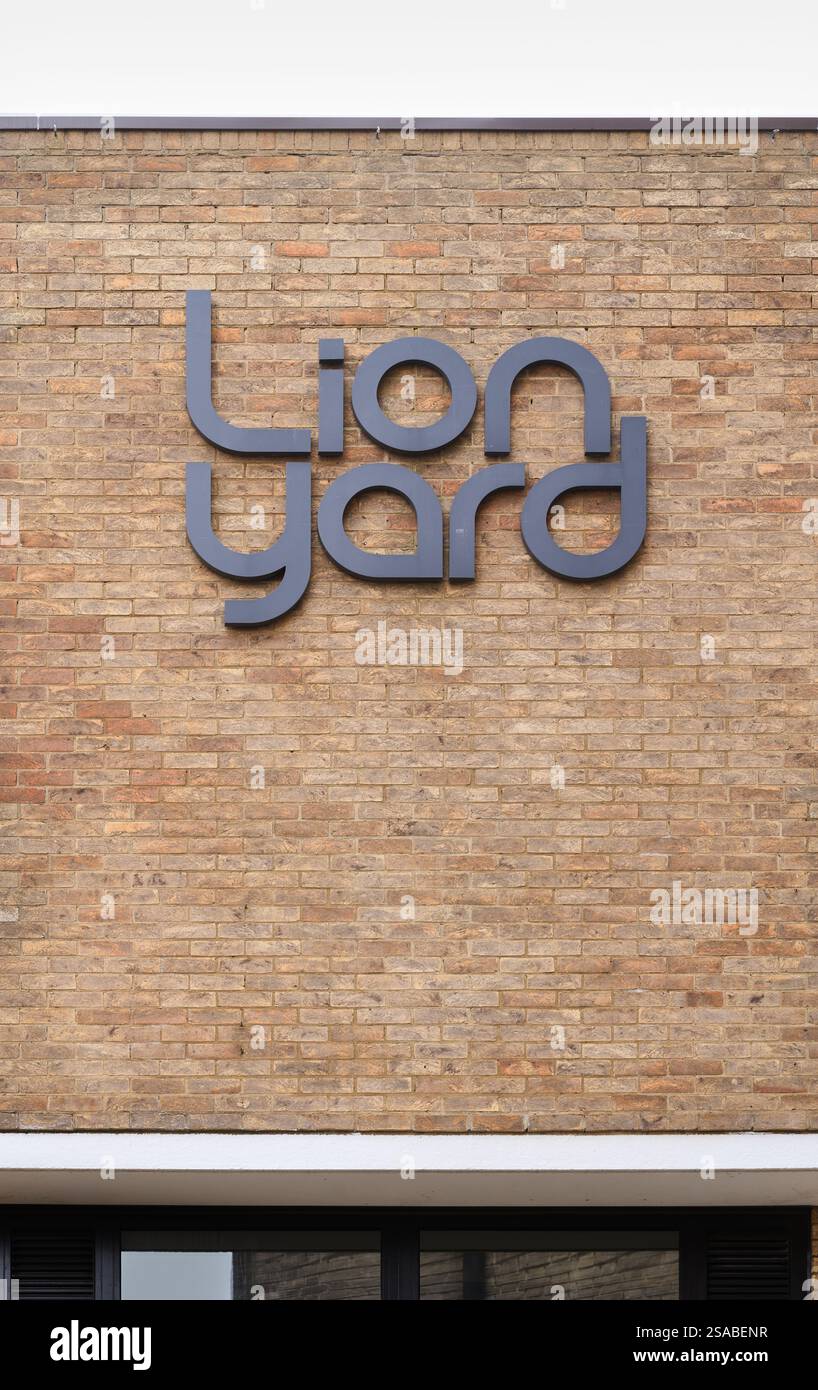 Lion Yard shopping centre, Cambridge, England Stock Photo - Alamy