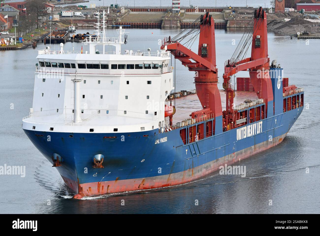 Heavy Load Carrier UHL FINESSE at the Kiel Canal Stock Photo - Alamy