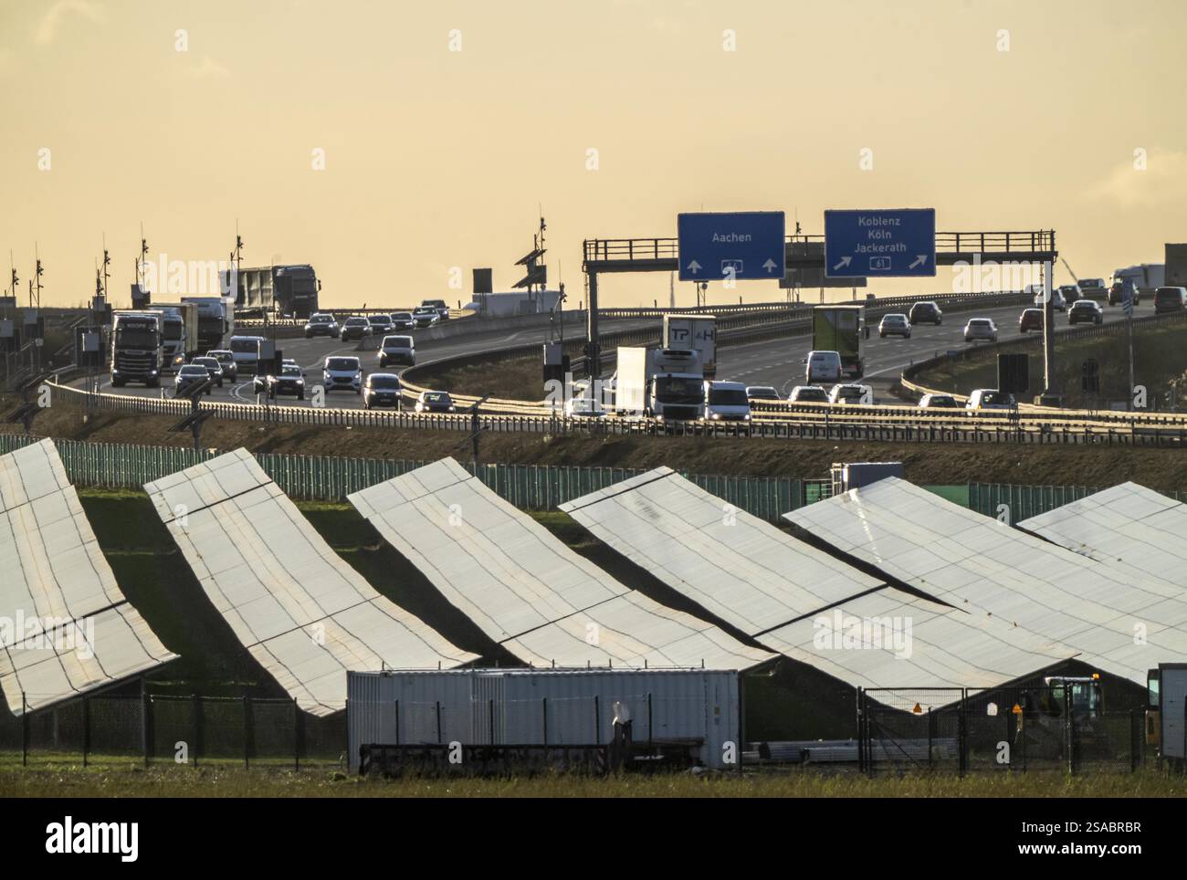 20 MWp ground-mounted photovoltaic system, from RWE, with over 36600 ...