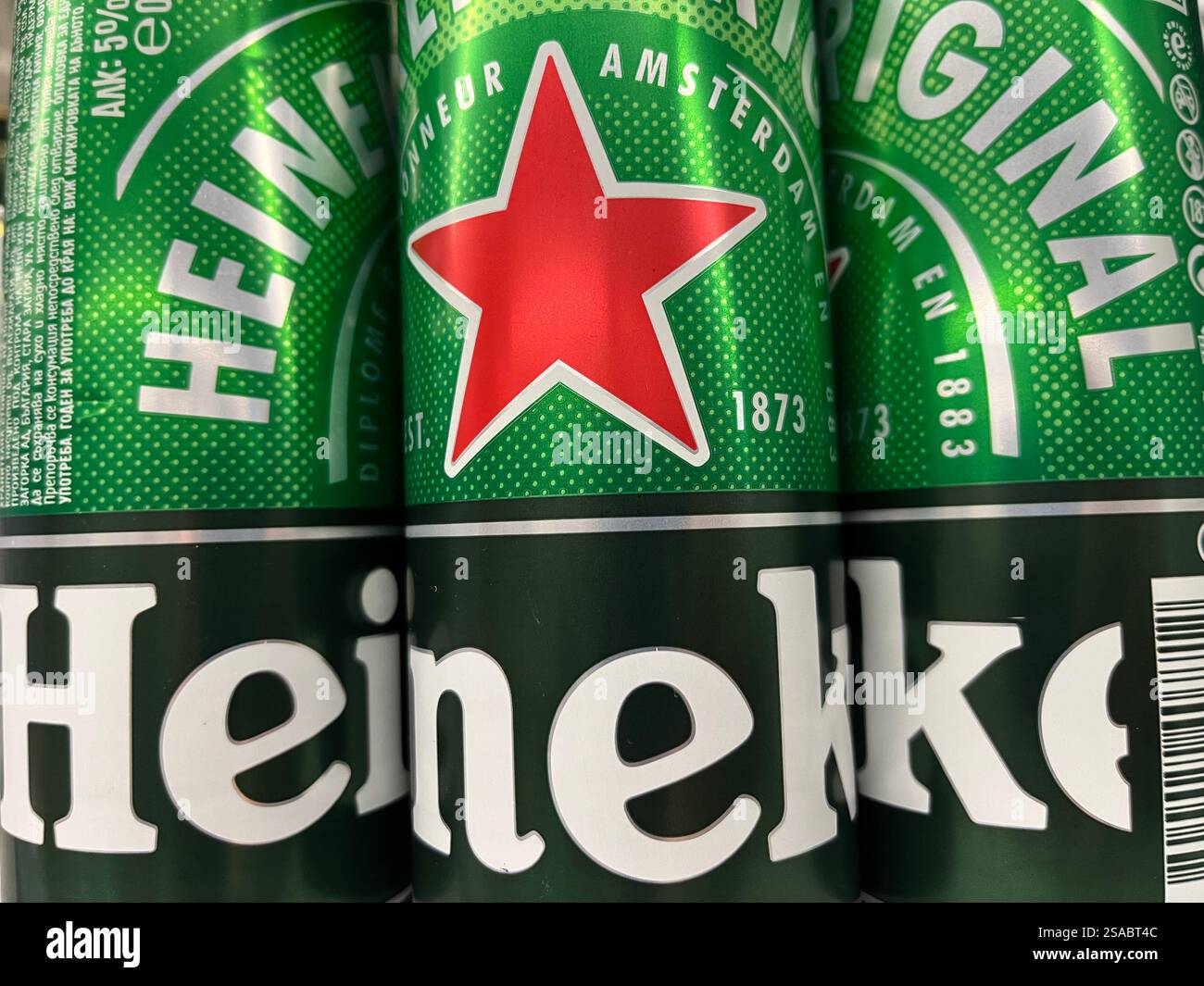 Heineken supermarket shelf hi-res stock photography and images - Alamy