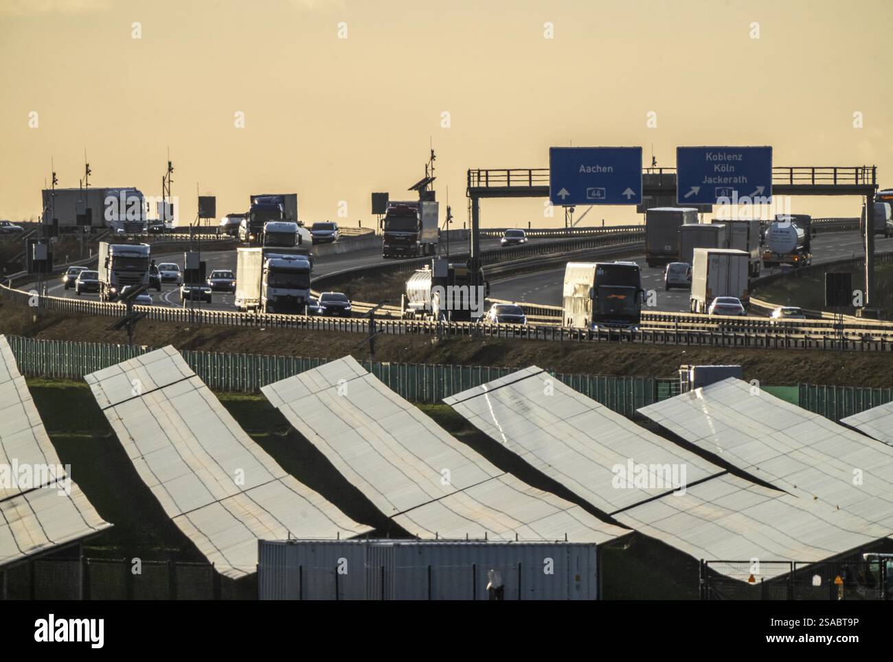 Road from solar panels hi-res stock photography and images - Alamy