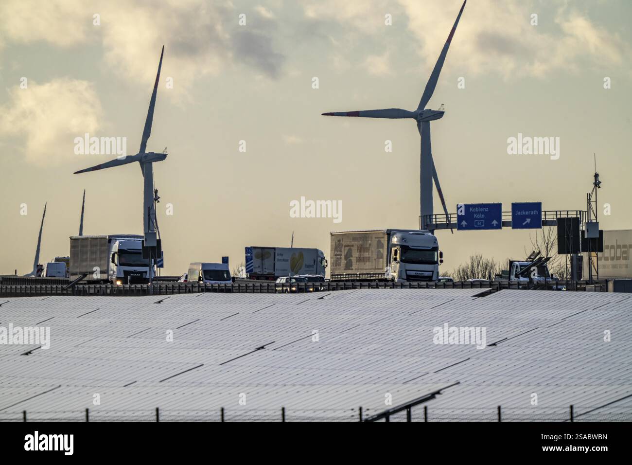 20 MWp ground-mounted photovoltaic system, from RWE, with over 36600 ...