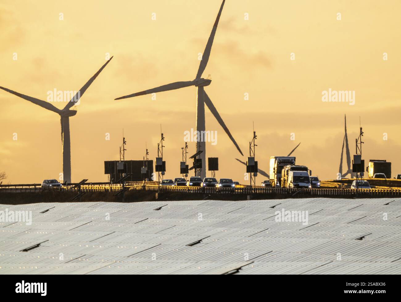 20 MWp ground-mounted photovoltaic system, from RWE, with over 36600 ...