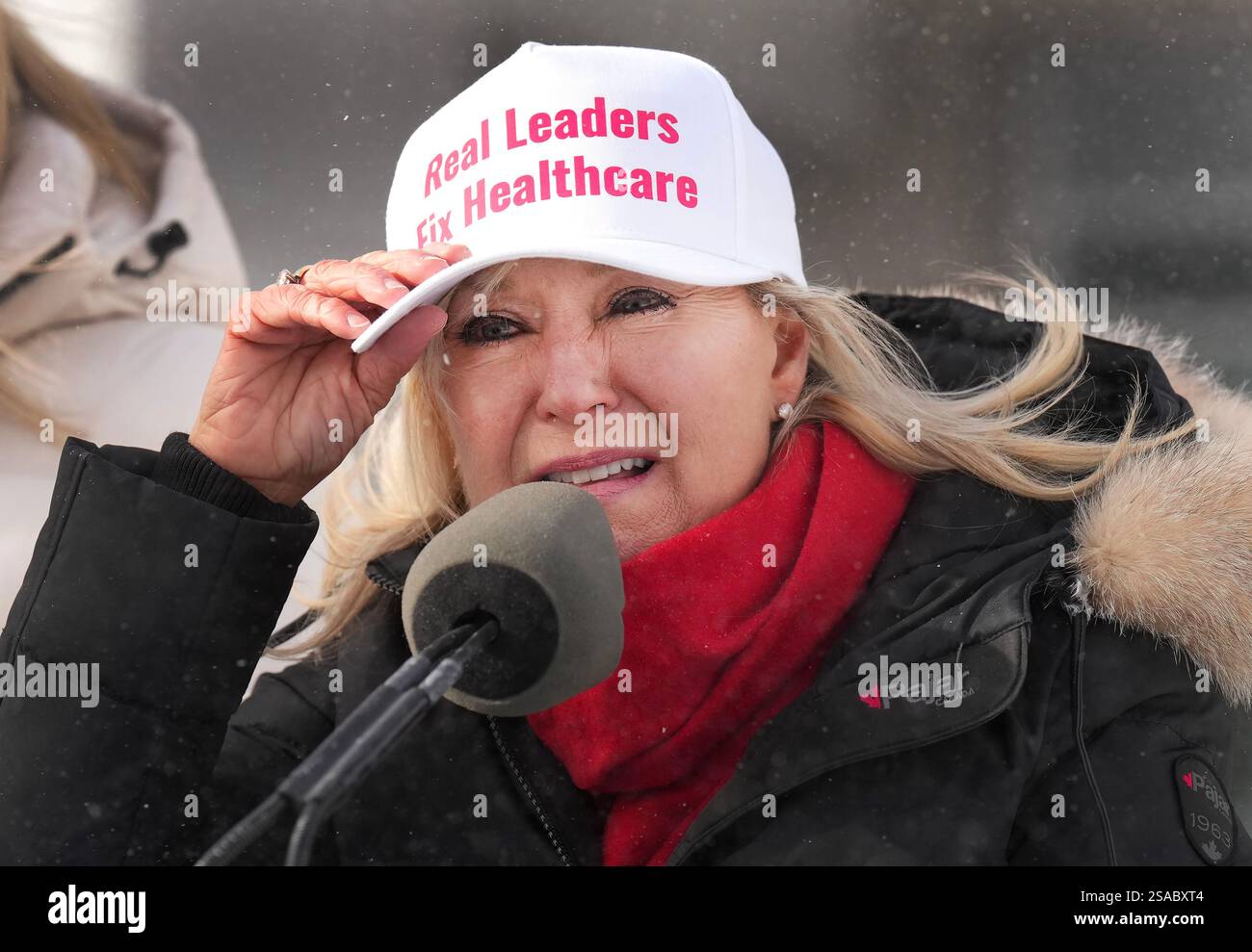 Barrie, Canada. 29th Jan, 2025. Ontario Liberal leader Bonnie Crombie ...