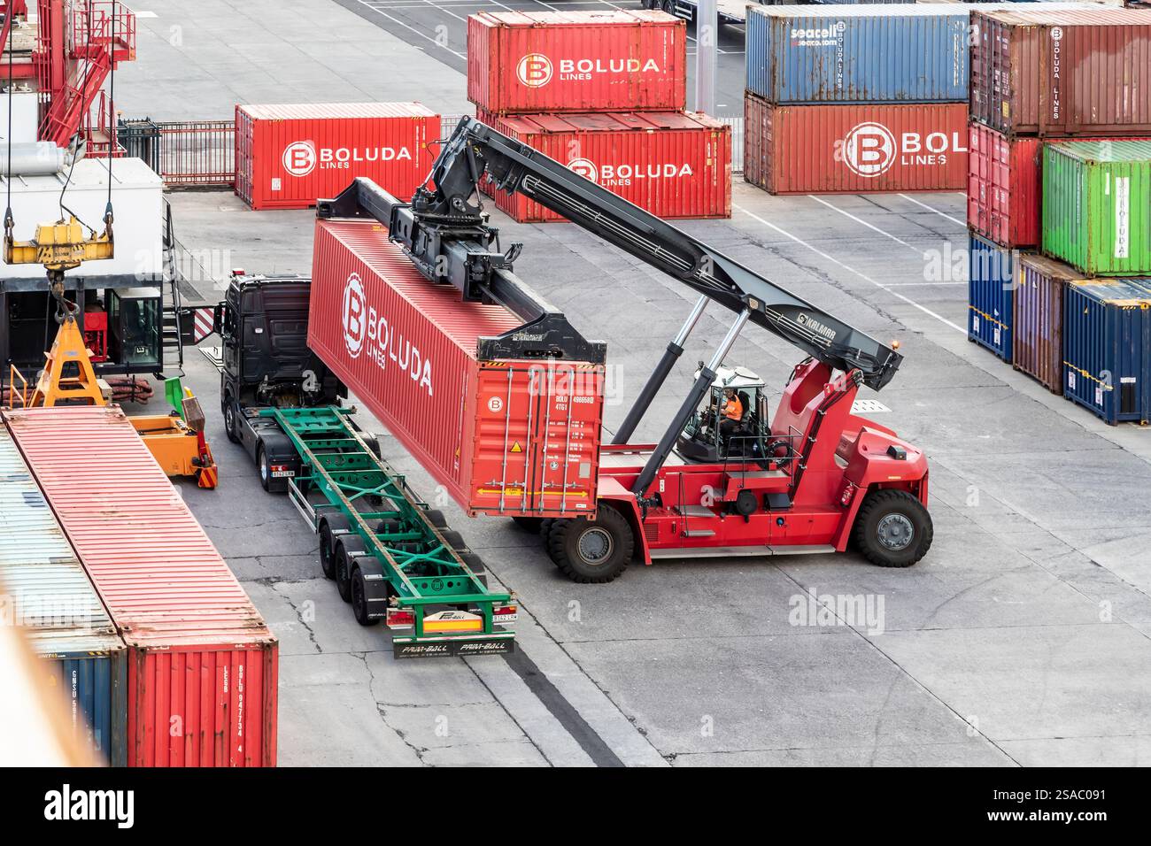 Kalmar container hi-res stock photography and images - Alamy