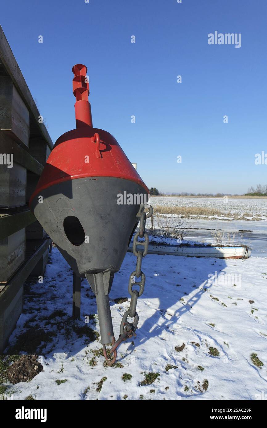 Schwimmende boje hi-res stock photography and images - Alamy