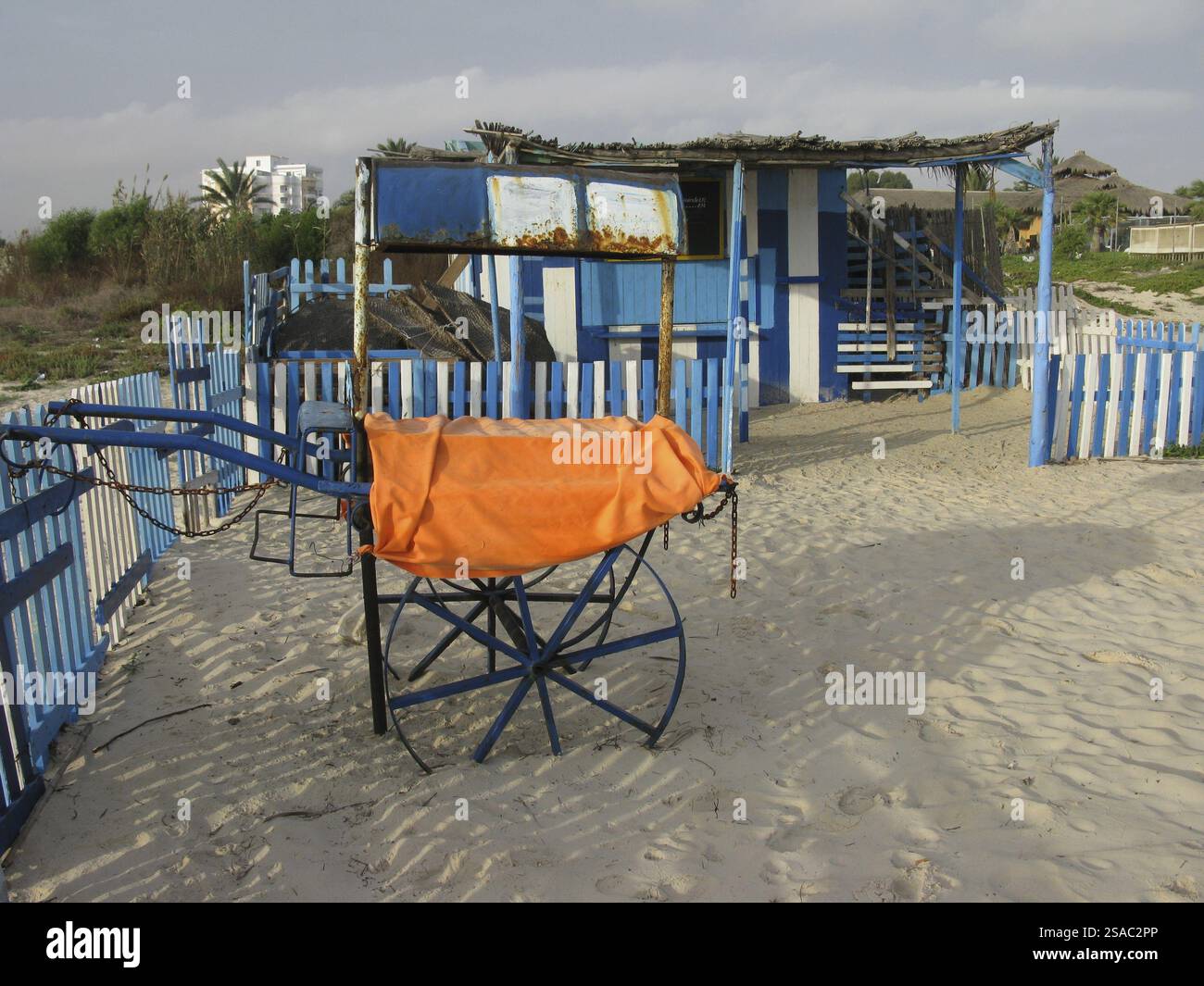 Seasons beach hi-res stock photography and images - Alamy