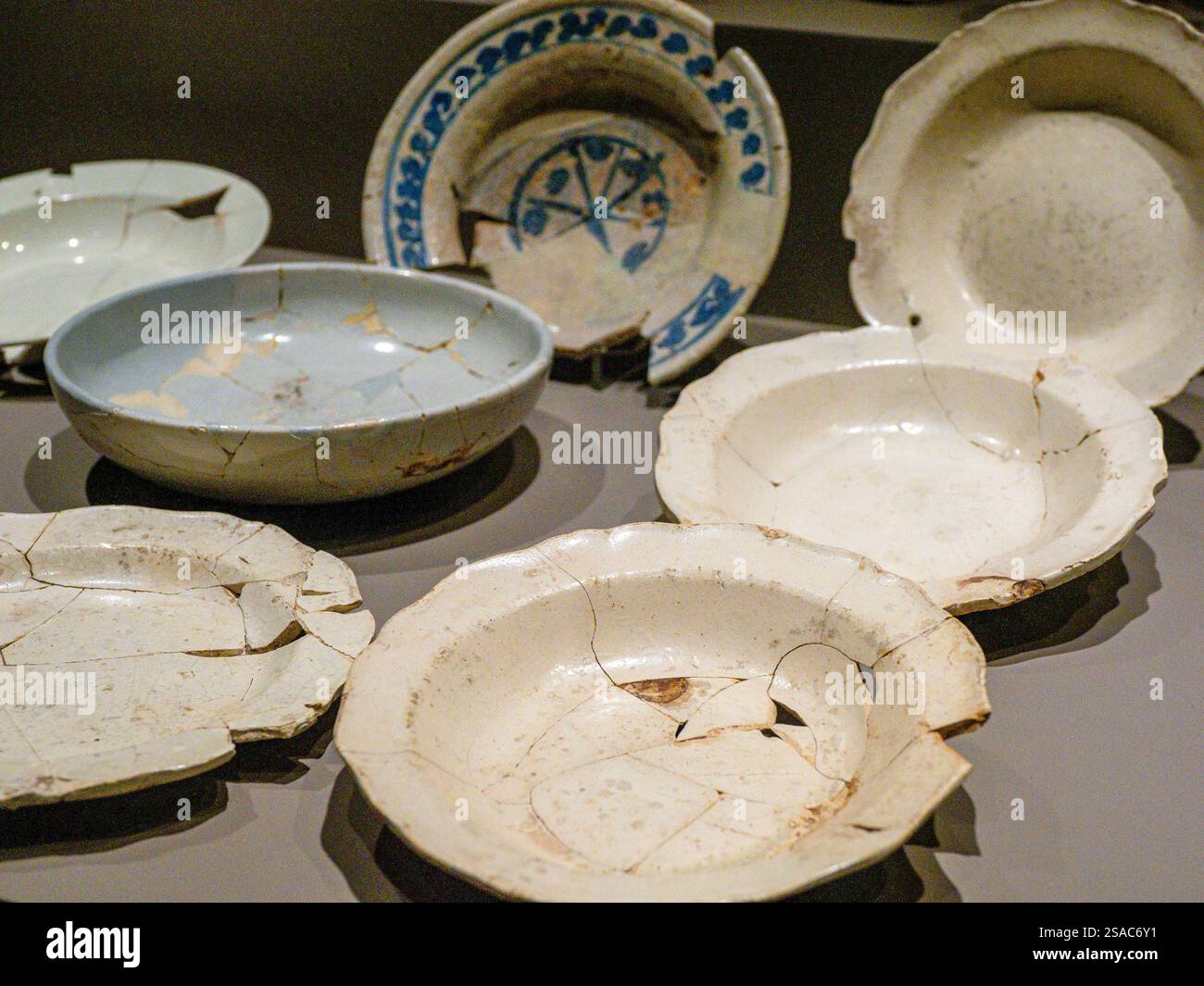Ancient ceramics, Arkeologi Museoa, Aqueologico museum, Bilbao, Bizkaia ...