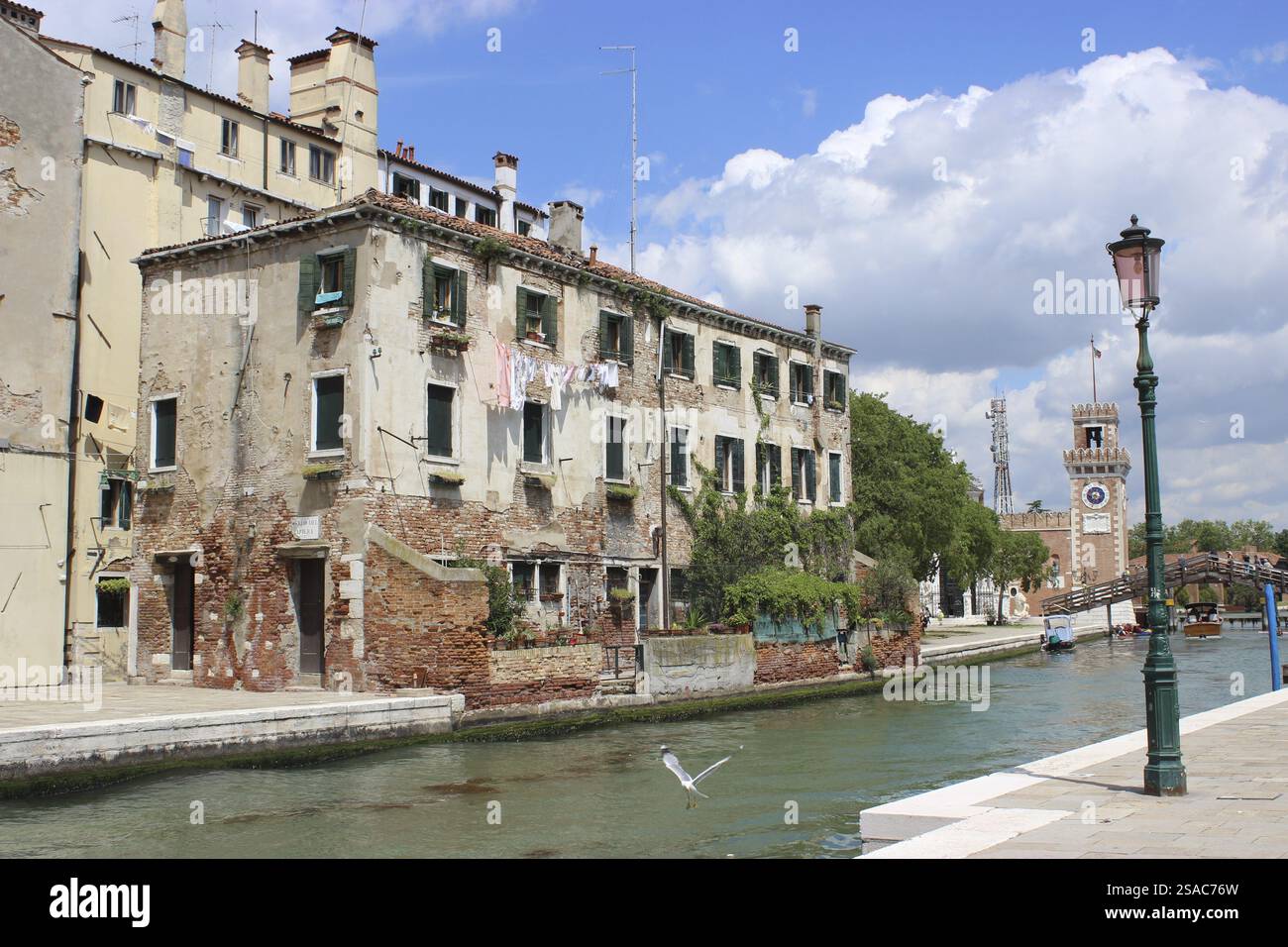Homes in venice hi-res stock photography and images - Alamy