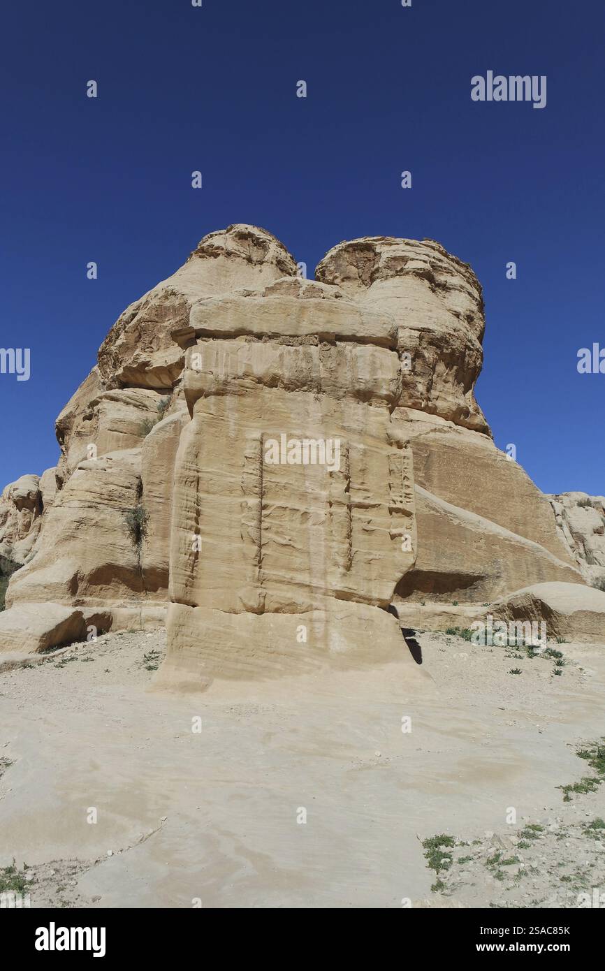 Rock formations in Petra, Jordan, Asia Stock Photo - Alamy