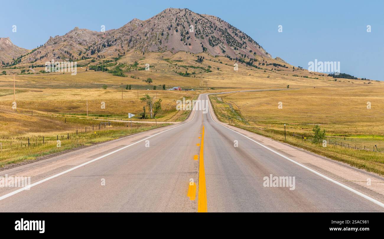 Bear butte hi-res stock photography and images - Alamy