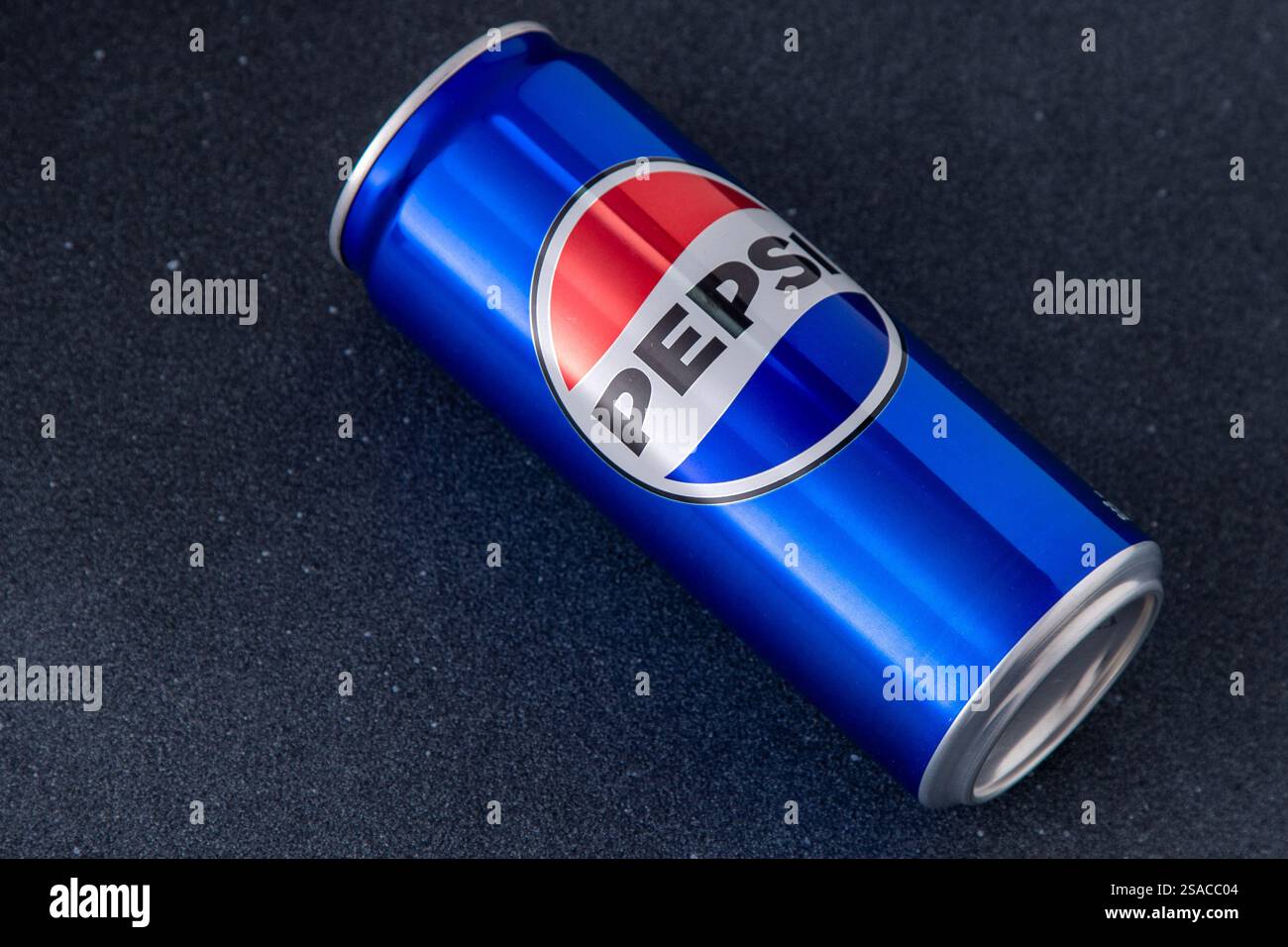 Blue Pepsi tin can. Ukraine, Kyiv - January 8, 2025 Stock Photo - Alamy