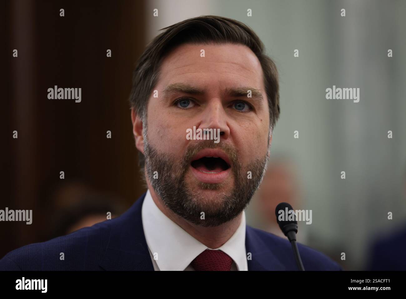 WASHINGTON –– Vice President J.D. Vance introduces Howard Lutnick ...