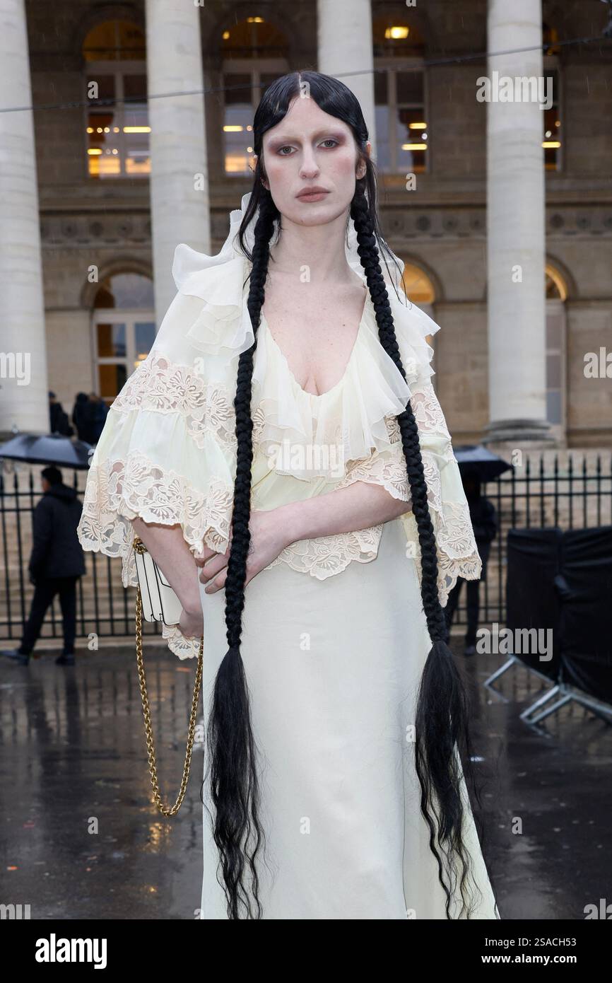 Tali Lennox arrives to Valentino fashion show during the Haute Couture ...