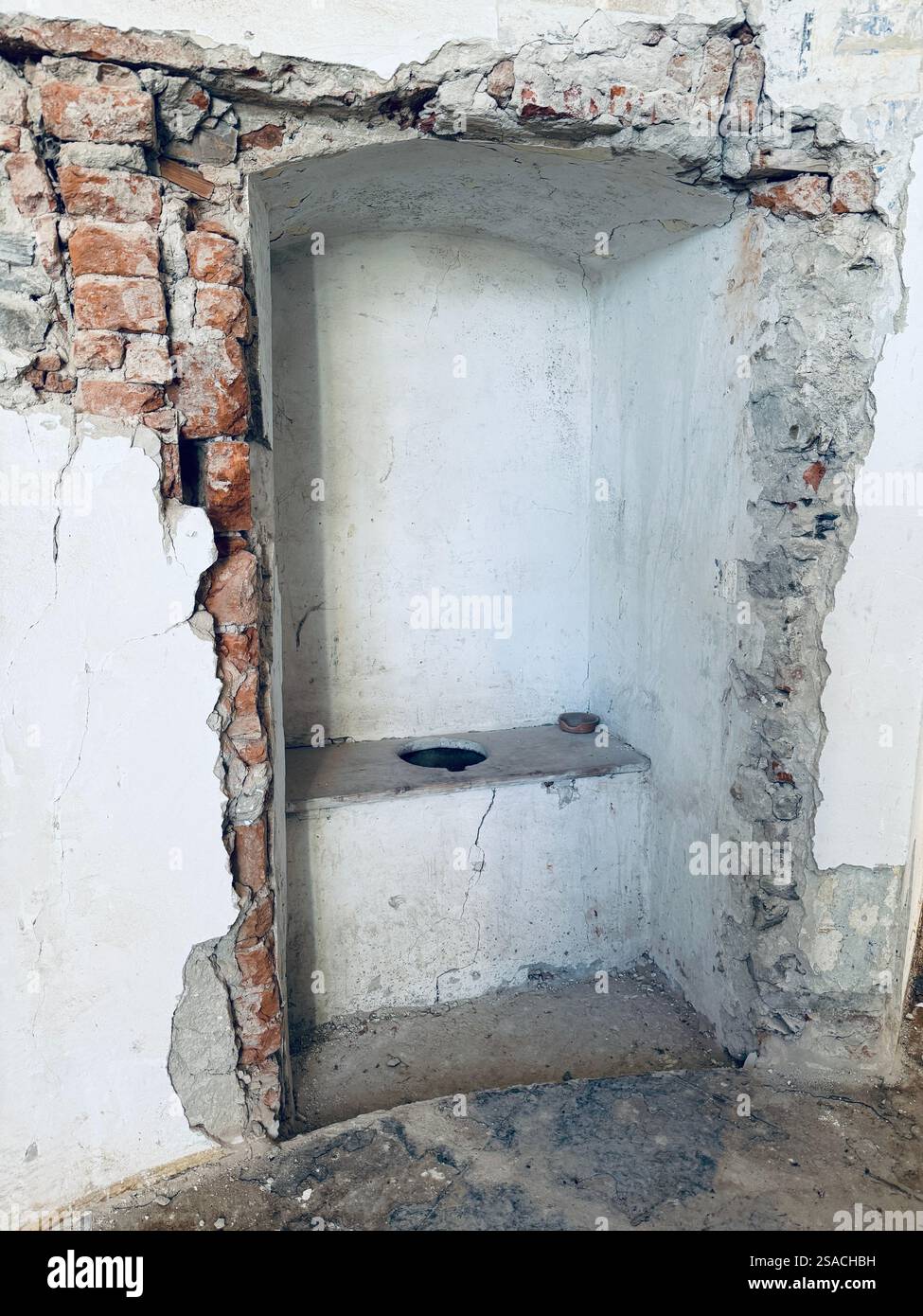 wc, very old toilet, old toilet, toilet, bathroom, Unesco, old Europe ...