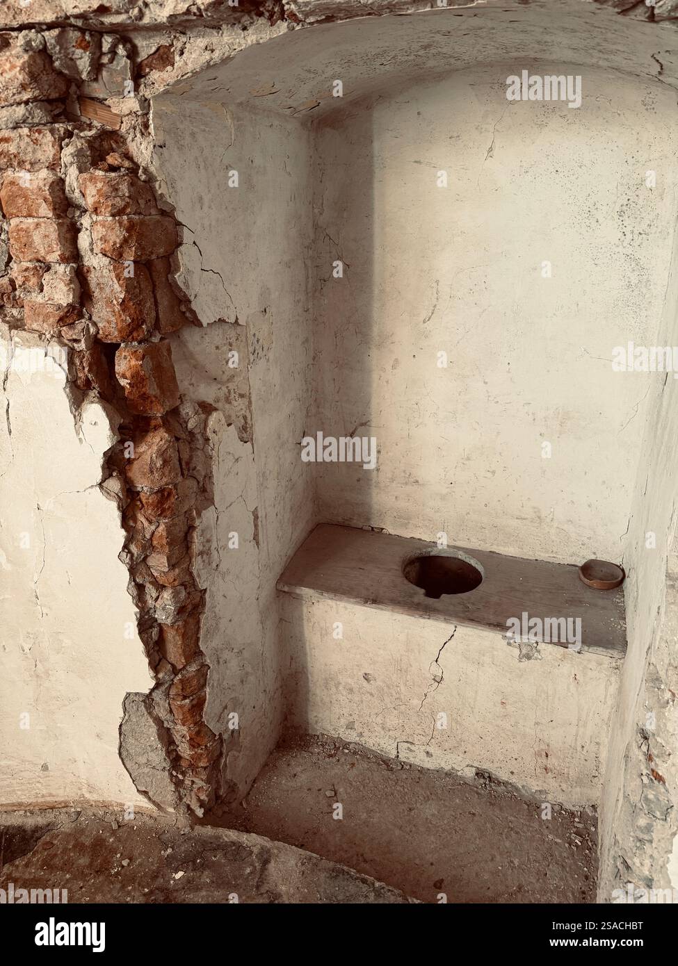 wc, very old toilet, old toilet, toilet, bathroom, Unesco, old Europe ...