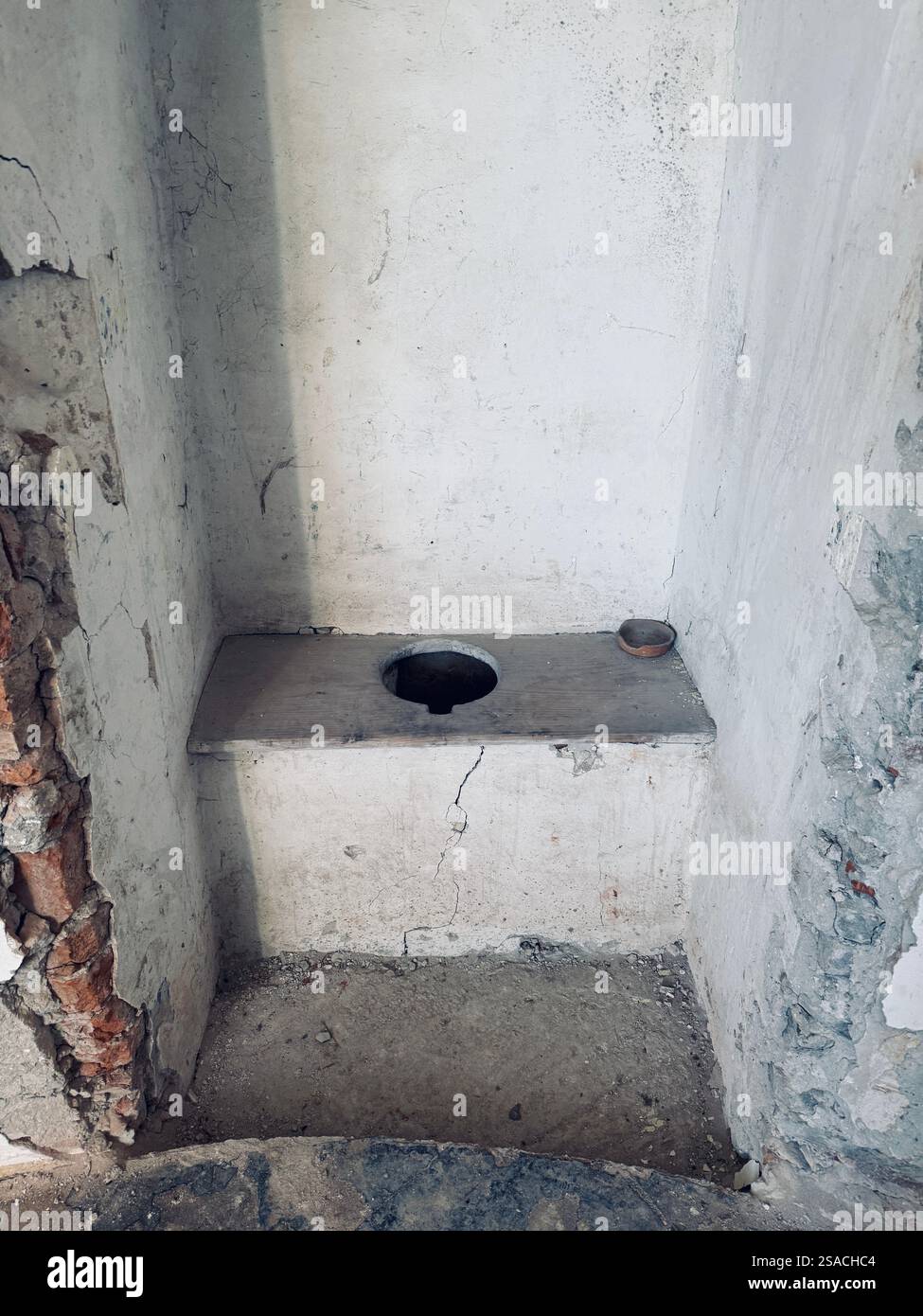 wc, very old toilet, old toilet, toilet, bathroom, Unesco, old Europe ...