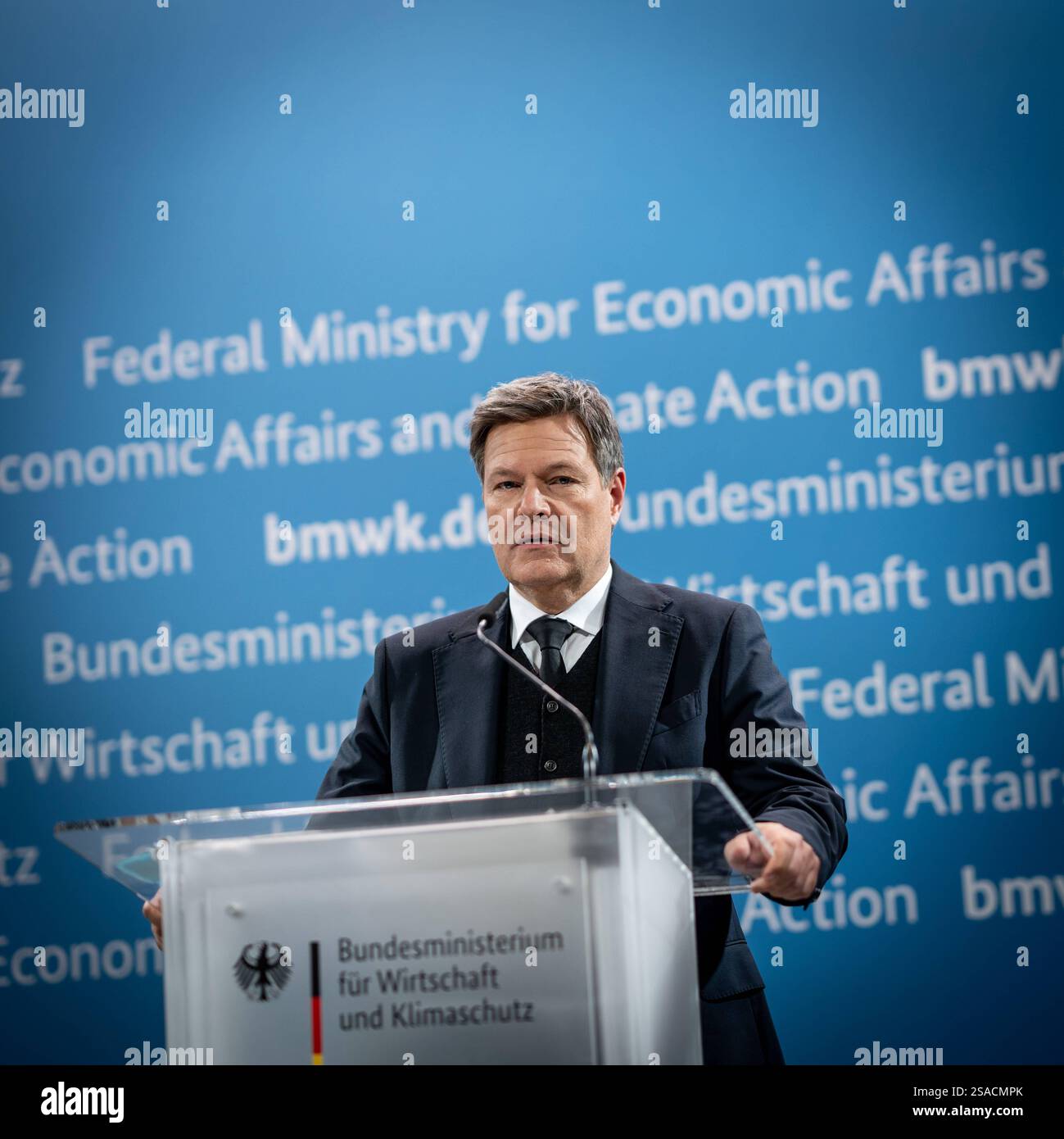 Vorstellung Jahreswirtschaftsbericht 2025 durch Robert Habeck, Bundesminister für Wirtschaft und ...