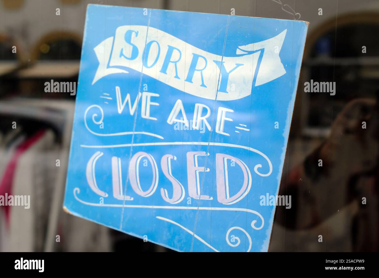 Sorry we're closed sign in shop window. Bamberg. Germany Stock Photo ...