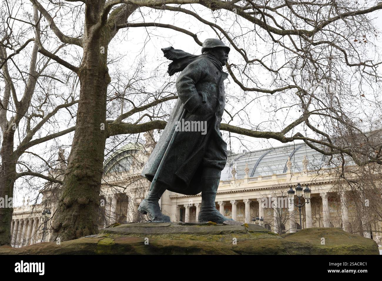 Statue of Clemenceau by Francois Cogne (François Cogné) in the Champs ...