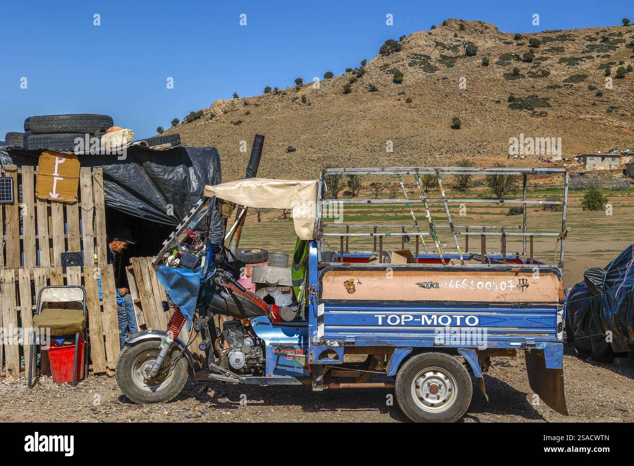 Transport marocain hi-res stock photography and images - Alamy