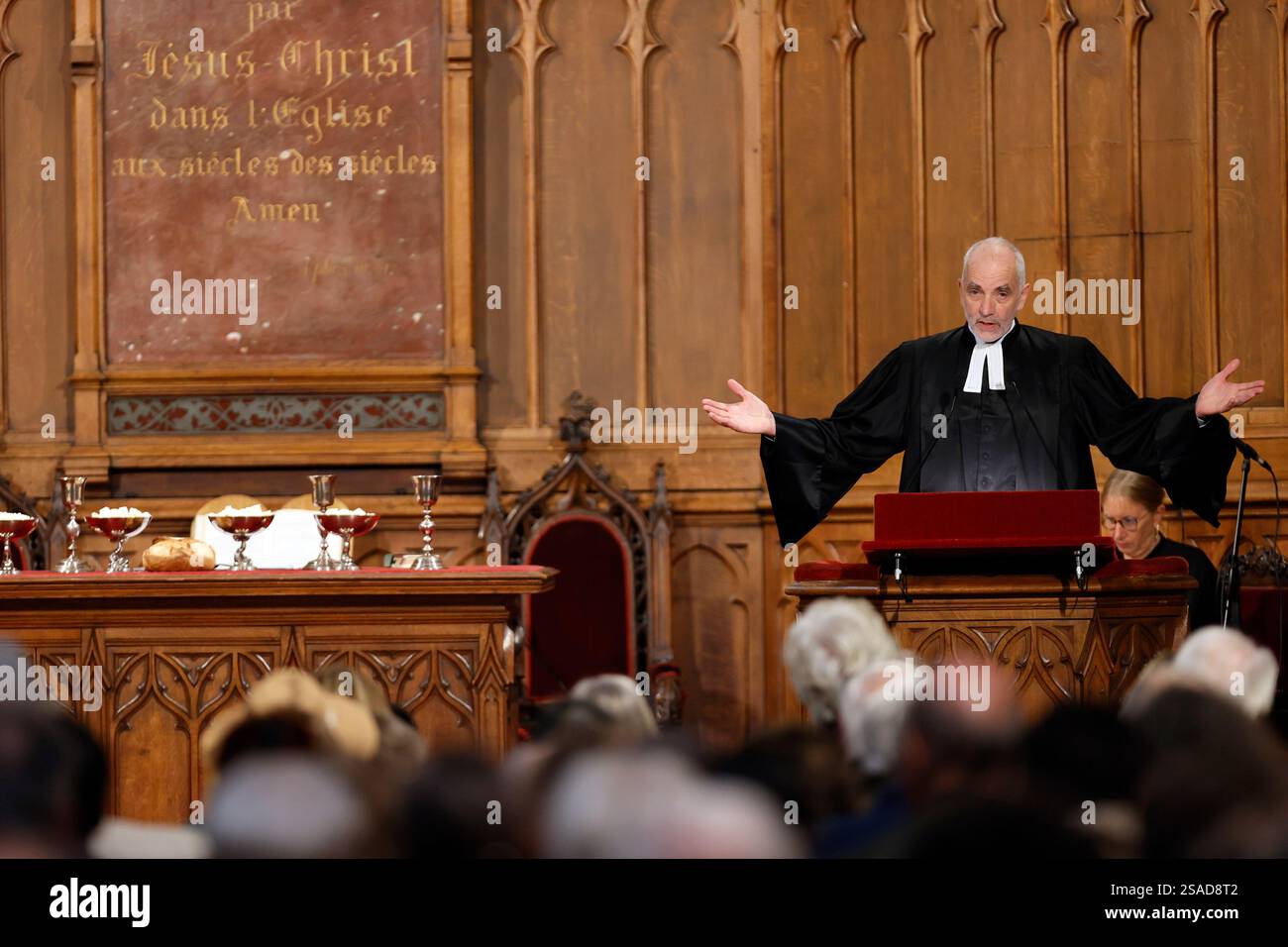Protestant temple of Etoile. Sunday worship. Paris. France Stock Photo ...