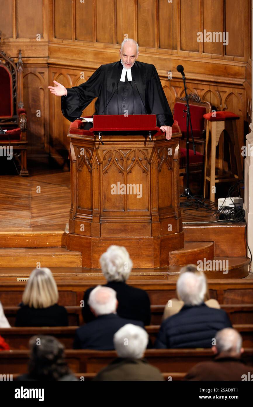 Protestant temple of Etoile. Sunday worship. Paris. France Stock Photo ...