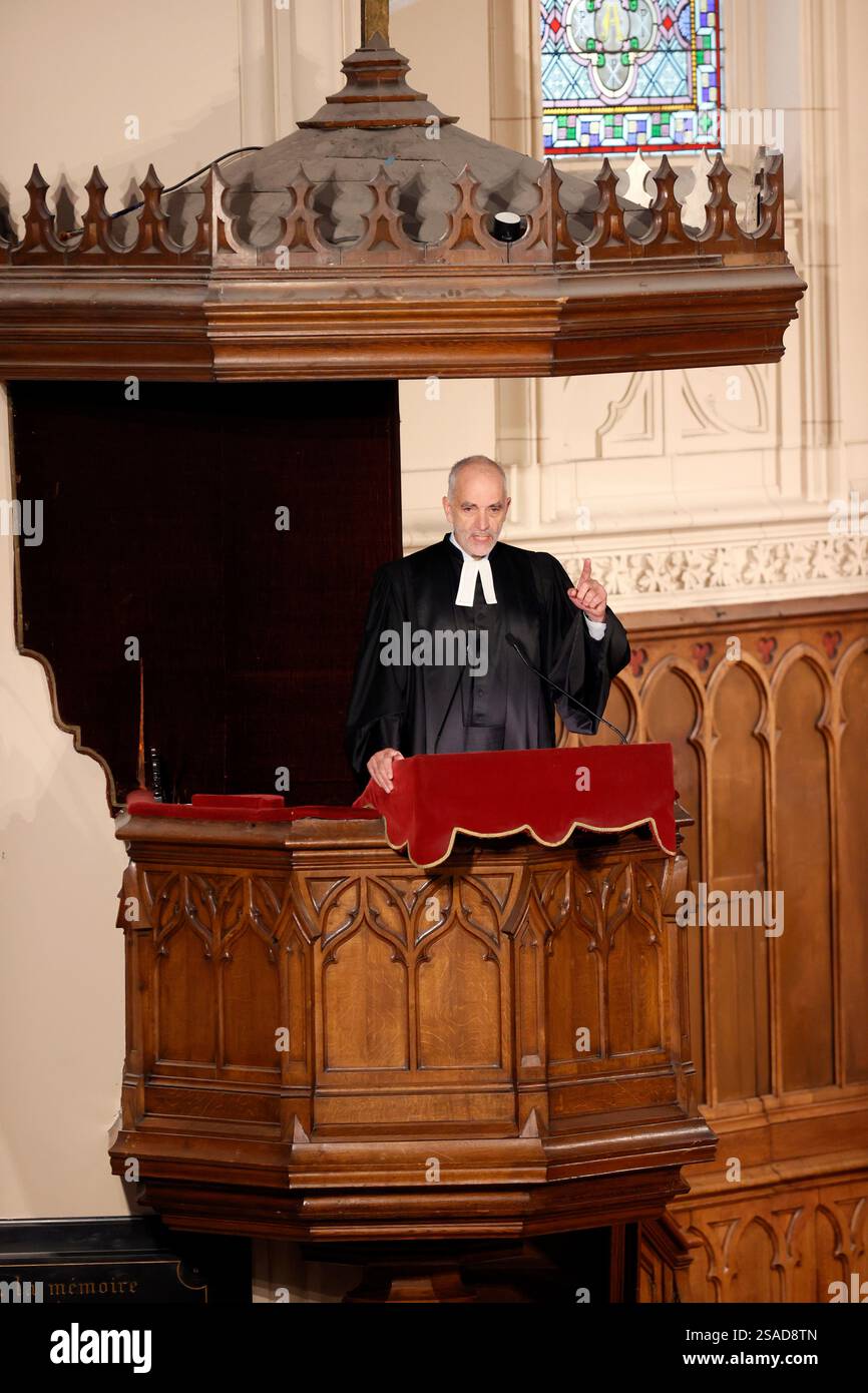 Protestant temple of Etoile. Sunday worship. Sermon by Pastor Louis ...