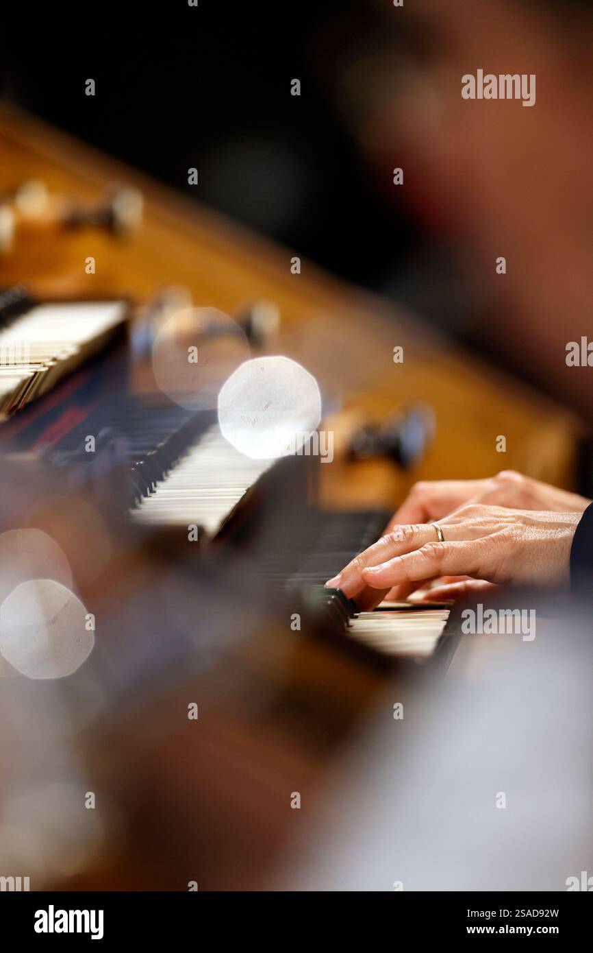 Temple de l'Etoile. ©Pascal Deloche/GODONG Religious music. Organist ...