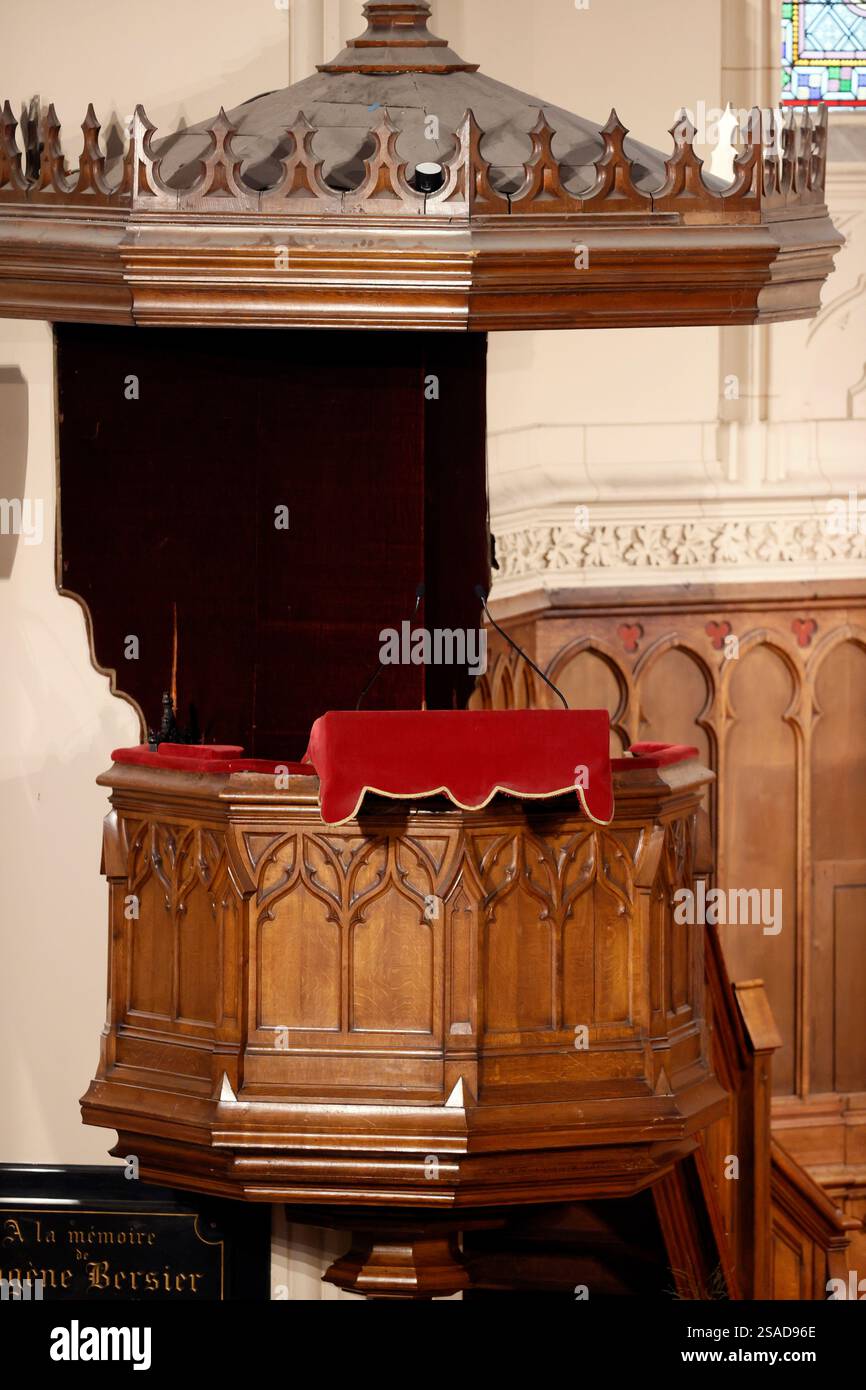 Pulpit for the pastor's sermon in a Protestant church. Paris. France ...
