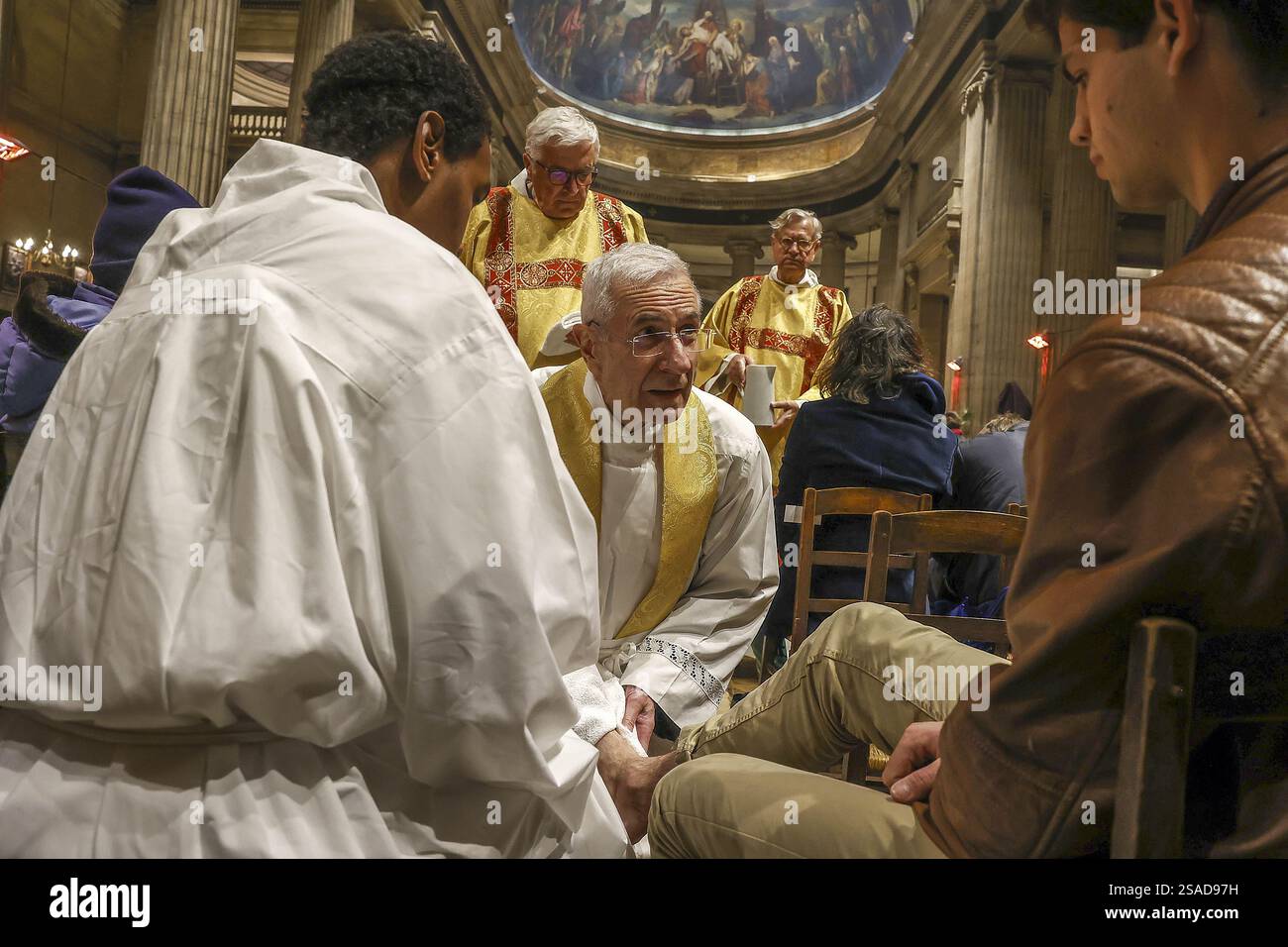 Maundy Thursday celebration in Saint Philippe du Roule catholic church ...