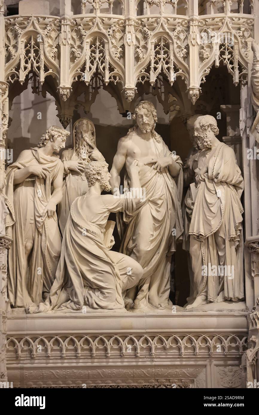 Notre Dame catholic cathedral, Chartres, France. Ambulatory sculptures ...