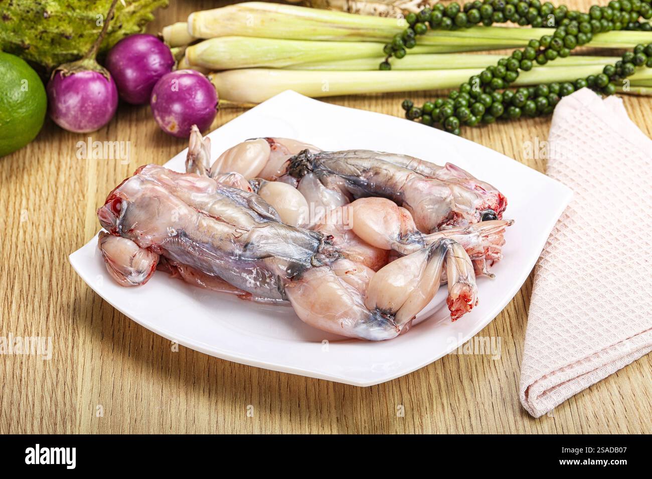 Delicous fresh raw uncooked frog in the bowl Stock Photo - Alamy